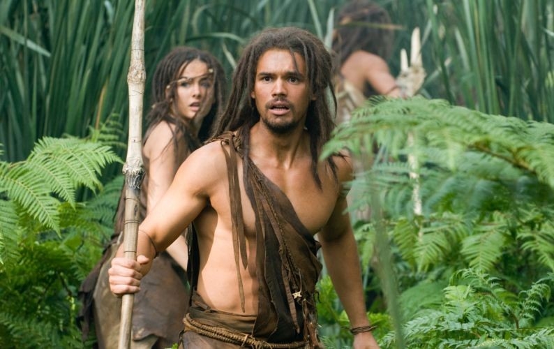 Steven Strait Con Camilla Belle In Una Sequenza Del Film 10 000 AC Steven Strait Con Camilla Belle In Una Sequenza Del Film 10 000 AC