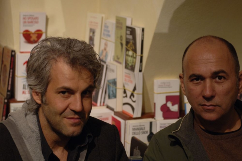 Il produttore Domenico Procacci e il regista Ferzan Ozpetek sul set di ... Il produttore Domenico Procacci e il regista Ferzan Ozpetek sul set di ...