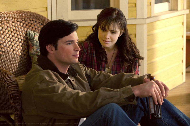 Clark Tom Welling E Lois Erica Durance Dellepisodio Kent Di Smallville 200105 Movieplayerit