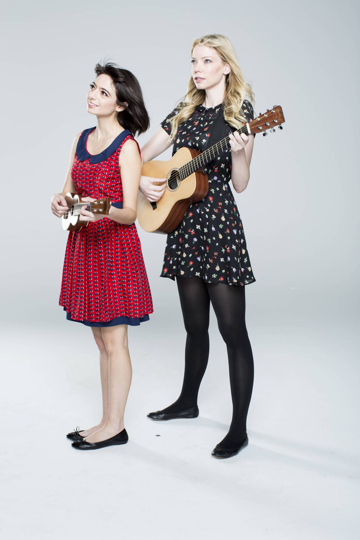 Garfunkel And Oates Kate Micucci Con Riki Lindhome In Unimmagine