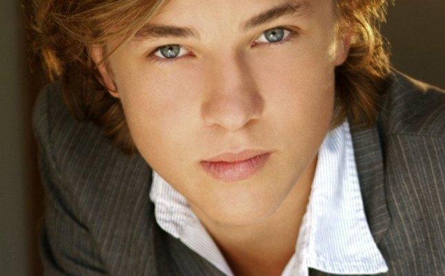 William Moseley: biografia, film, foto - Movieplayer.it