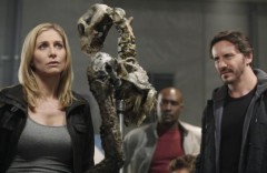 V - Stagione 2, episodio 1: Red Rain