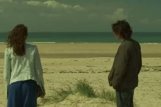 Q (2011): tutti i video - Movieplayer.it