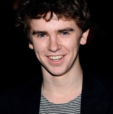 Freddie Highmore: biografia, film, foto - Movieplayer.it
