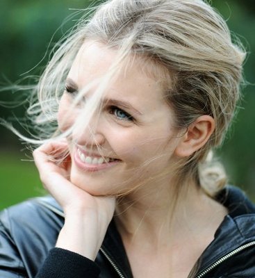 Eleonora Albrecht: biografia, film, foto - Movieplayer.it