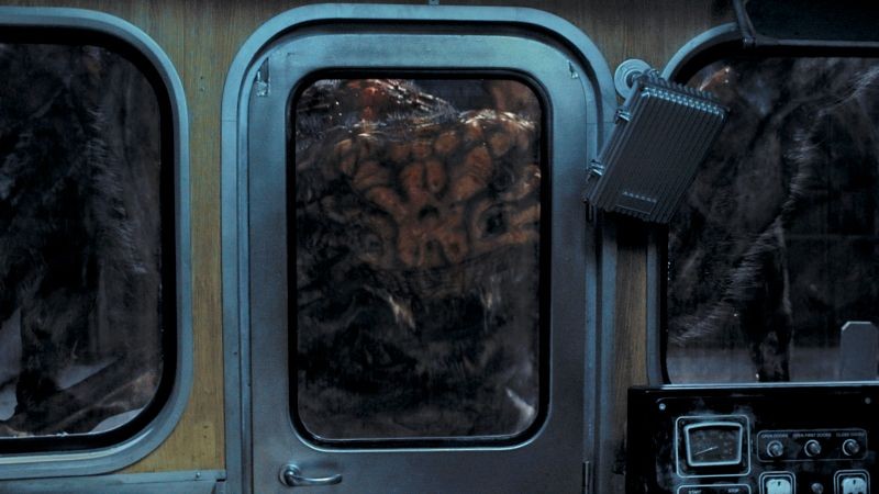 Spiders, film review with Patrick Muldoon and Sidney Sweeney