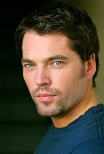 Tim Rozon: film, foto - Movieplayer.it