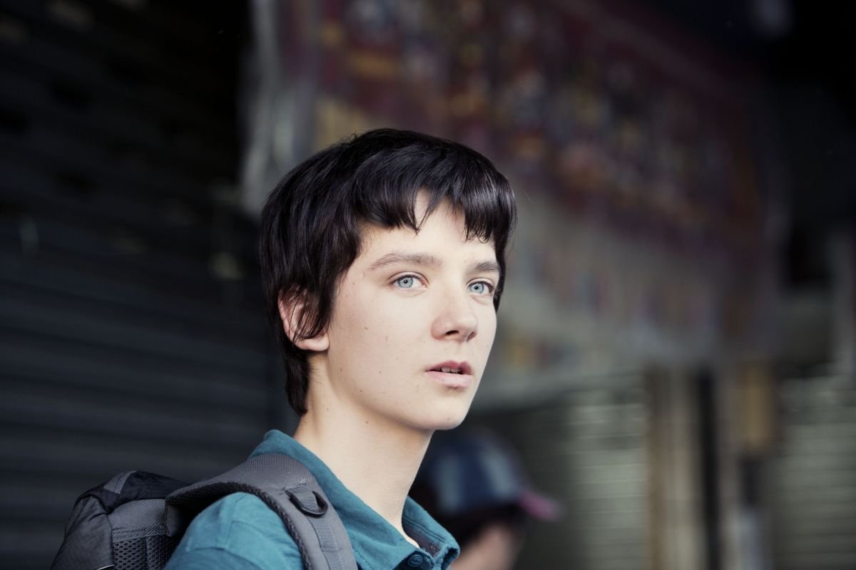 Asa Butterfield E Natalia Dyer Nellhorror All Fun And Games