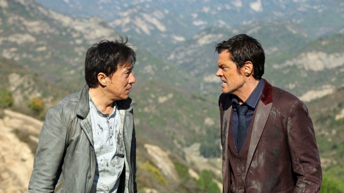Skiptrace: la recensione dell'action diretto da Renny Harlin ...