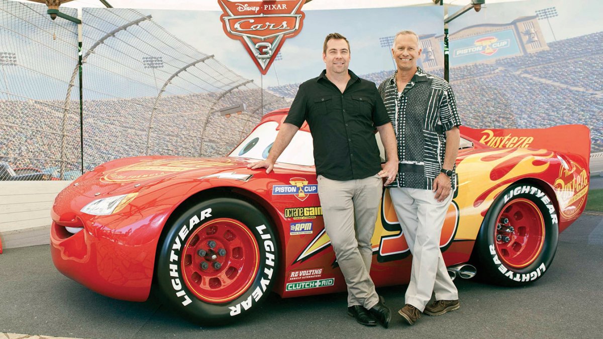 Cars 3: Video intervista al regista Brian Fee e il produttore Kevin ...