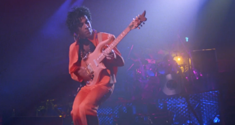 Prince - Sign o' the Times, la recensione del film-concerto ...