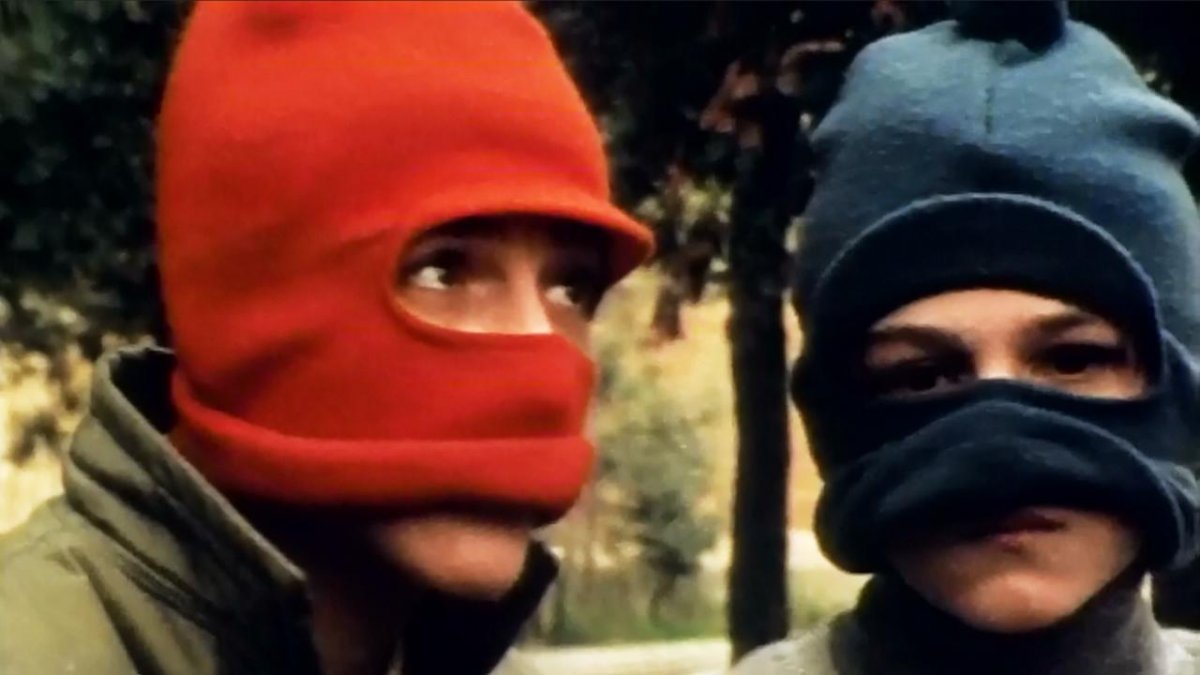 Camorra: la recensione del film di Francesco Patierno - Movieplayer.it