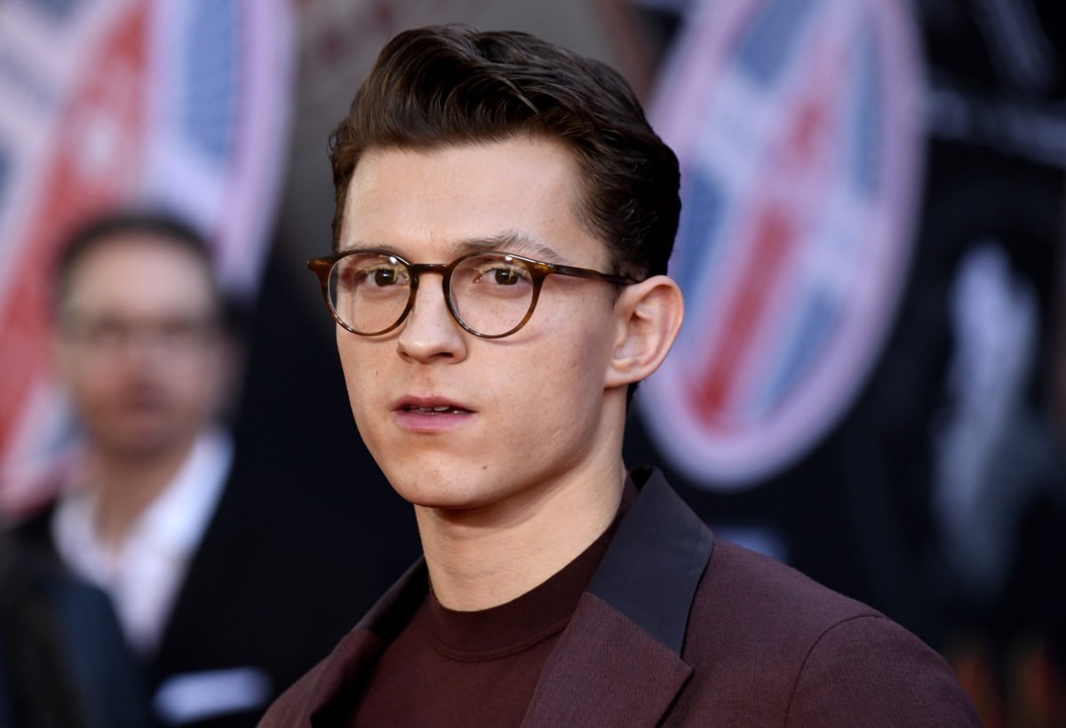 Tom Holland Cambia Look E Online I Fan Commentano L'inattesa Trasformazione