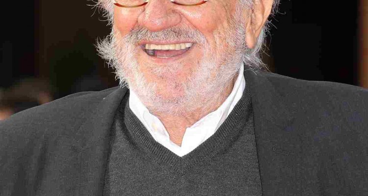 Gigi Proietti: biografia, film, foto - Movieplayer.it