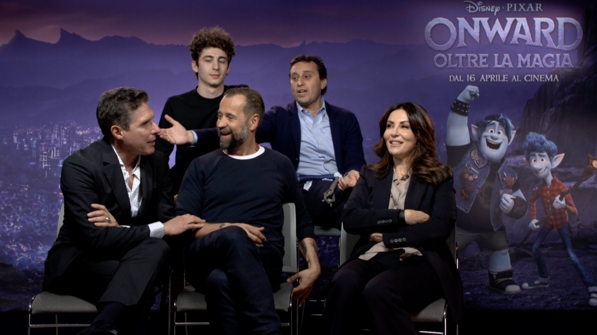 Onward, intervista video a Fabio Volo, Favij e Sabrina Ferilli ...