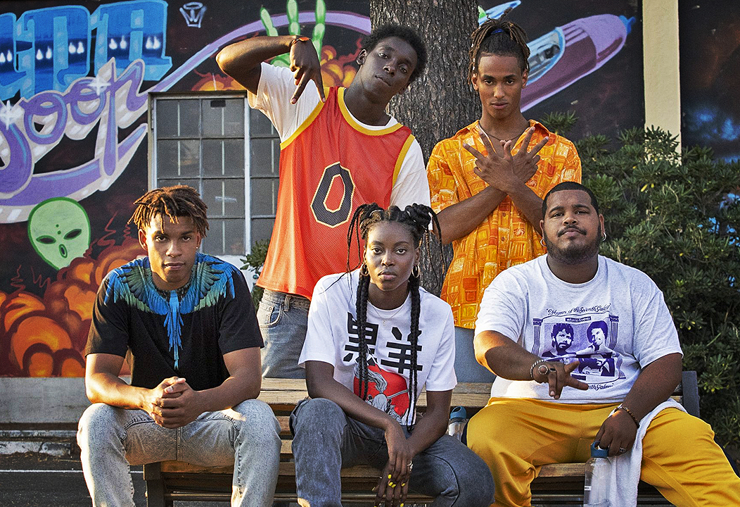 Zero, video intervista ai protagonisti della serie Netflix - Movieplayer.it