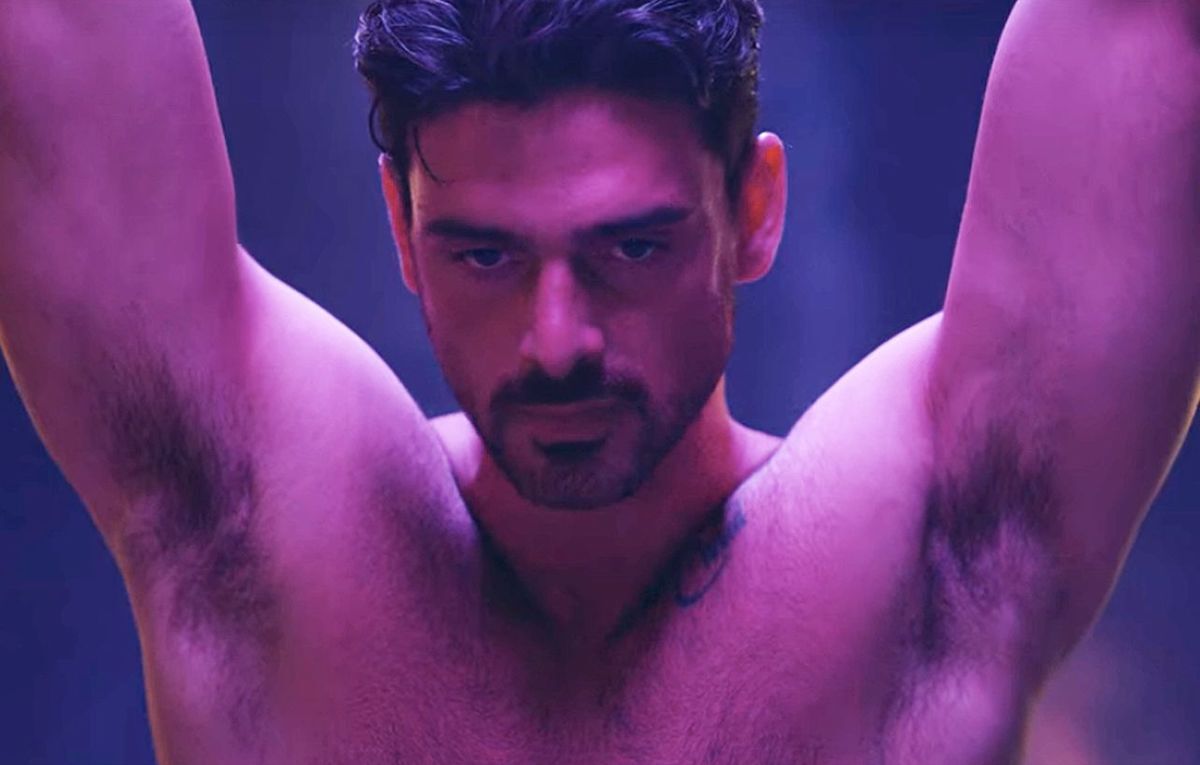 365 giorni 2, Michele Morrone hot nelle foto leaked dal set