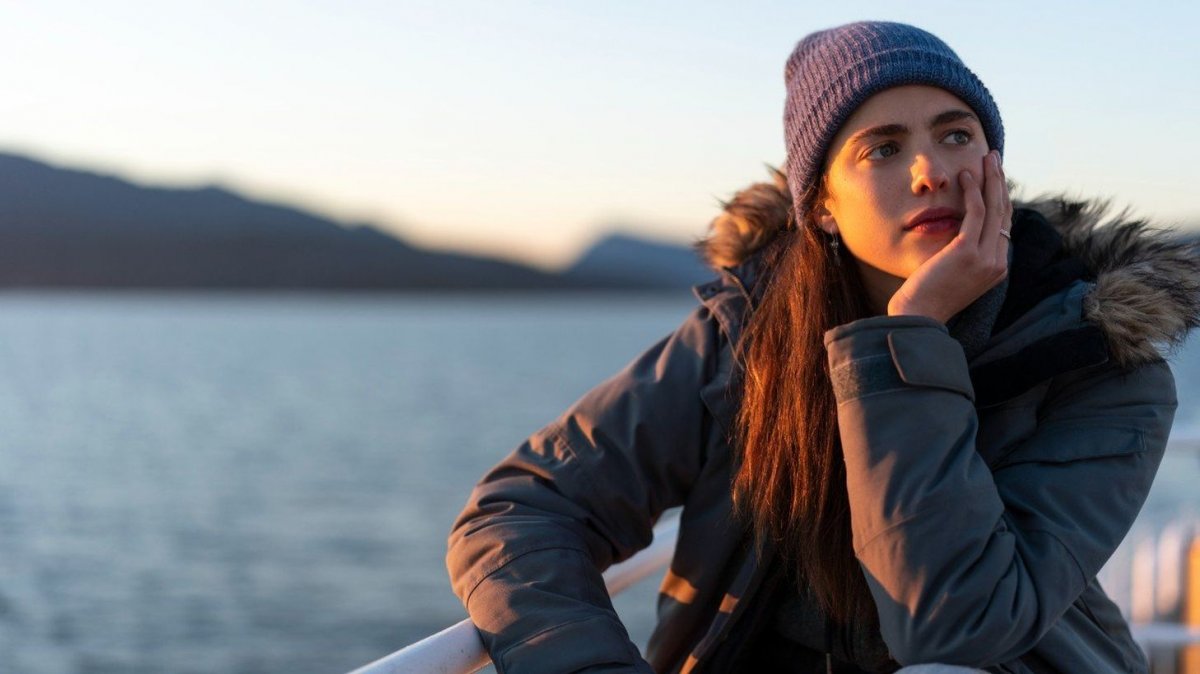 Maid: Margaret Qualley e Andie MacDowell nel trailer italiano della ... Maid: Margaret Qualley e Andie MacDowell nel trailer italiano della ...