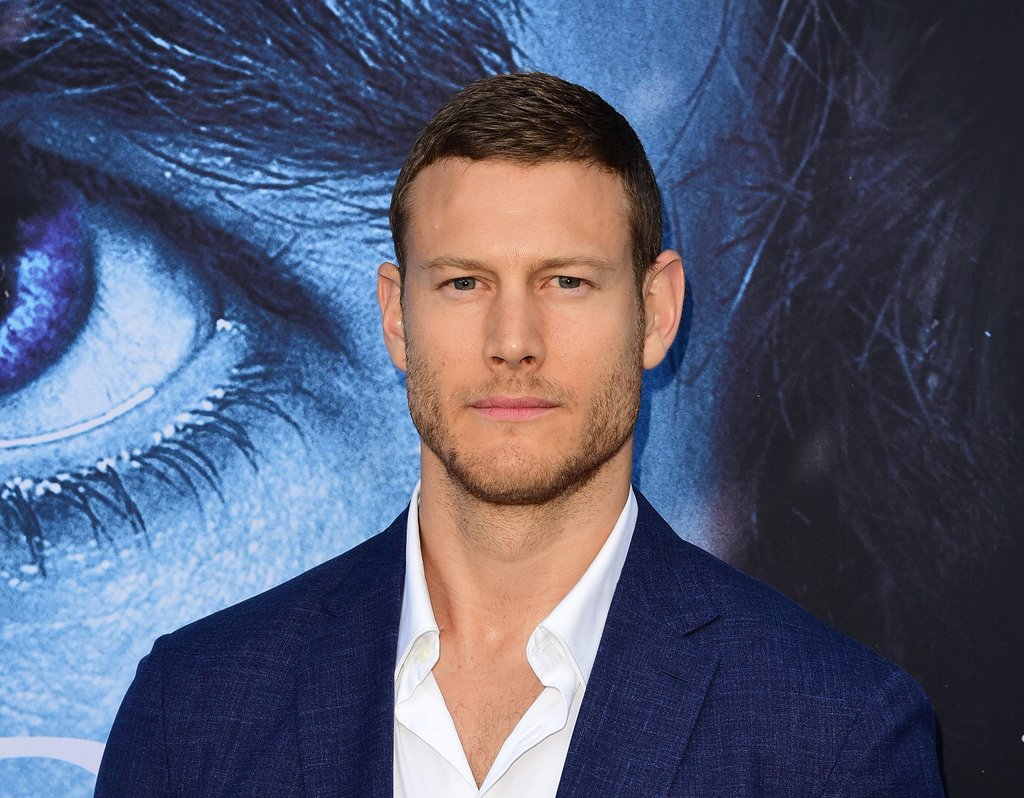 Tom Hopper e Kat Graham star di Love in the Villa, film Netflix ...