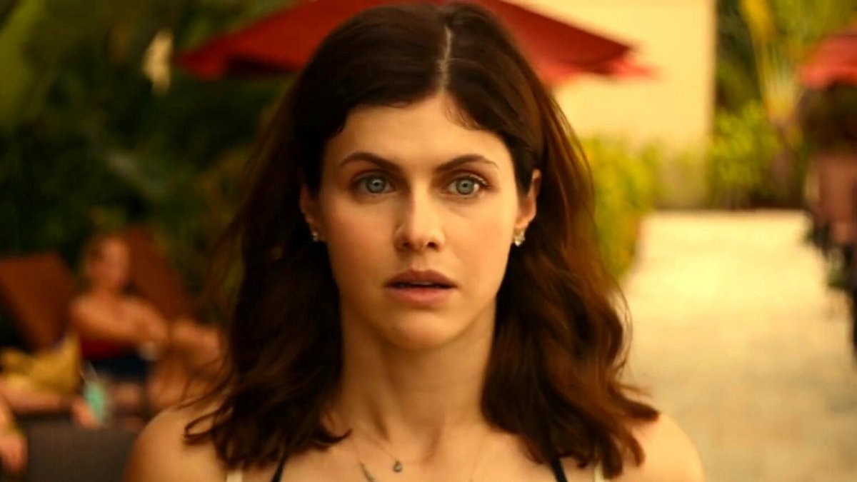 The White Lotus, il curioso legame tra la serie HBO, Alexandra Daddario ...