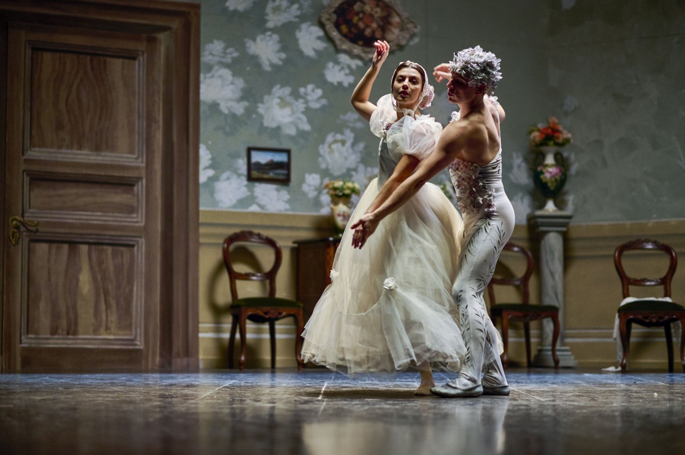 Carla, intervista ad Alessandra Mastronardi ed Emanuele Imbucci sul ...