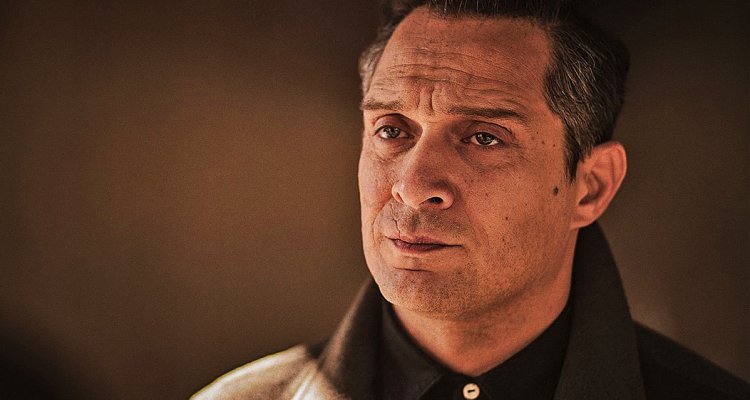 Christian: la video intervista a Claudio Santamaria e Lina Sastri ...