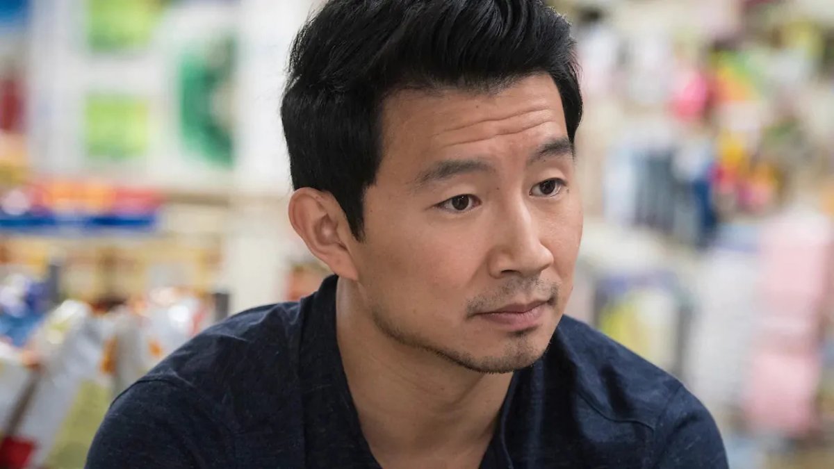 Simu Liu, star di Shang-Chi ha una "strana fantasia" su Star Wars e TikTok