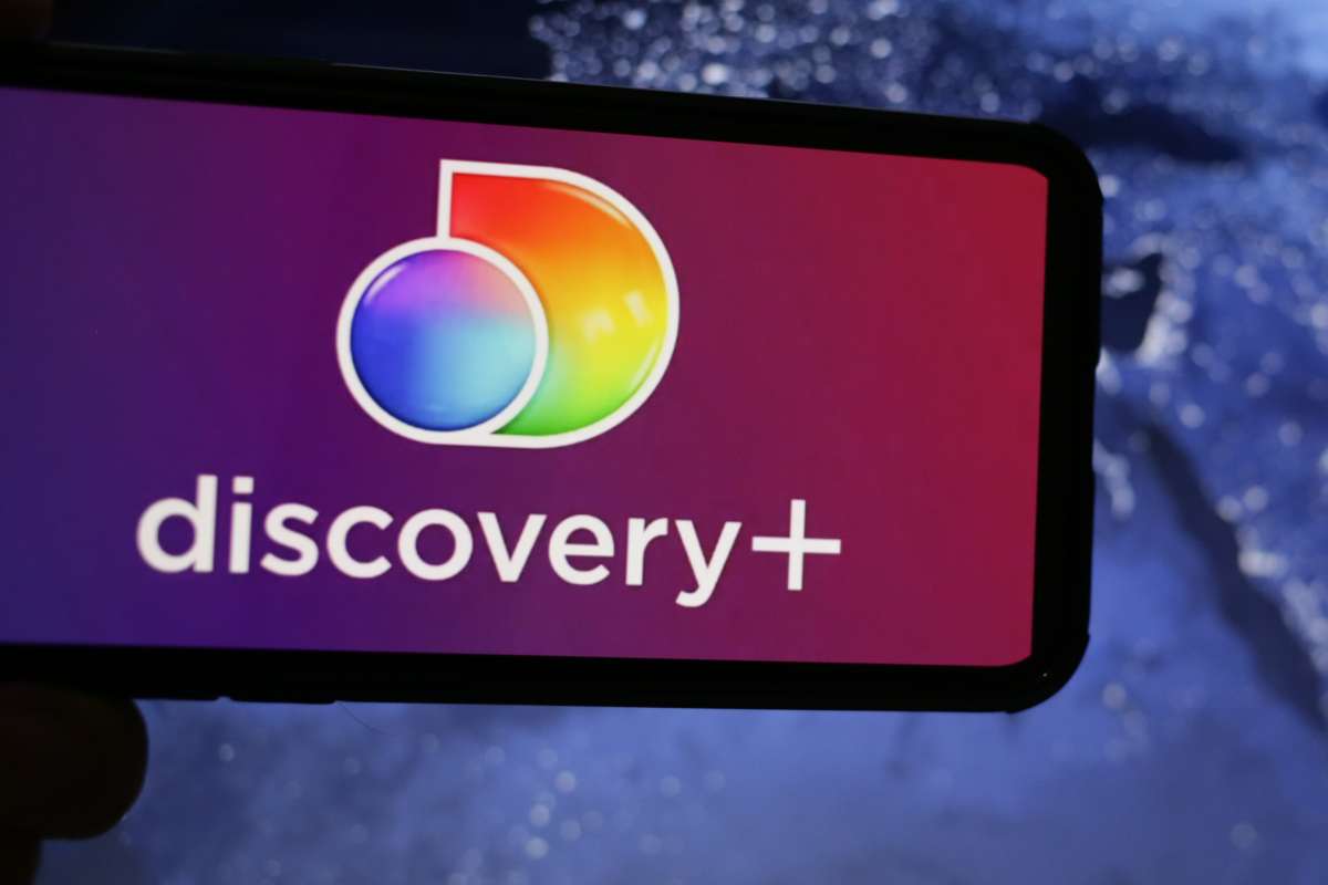 L’app discovery+ arriva su Sky Q: l'annuncio congiunto di Warner Bros e Sky