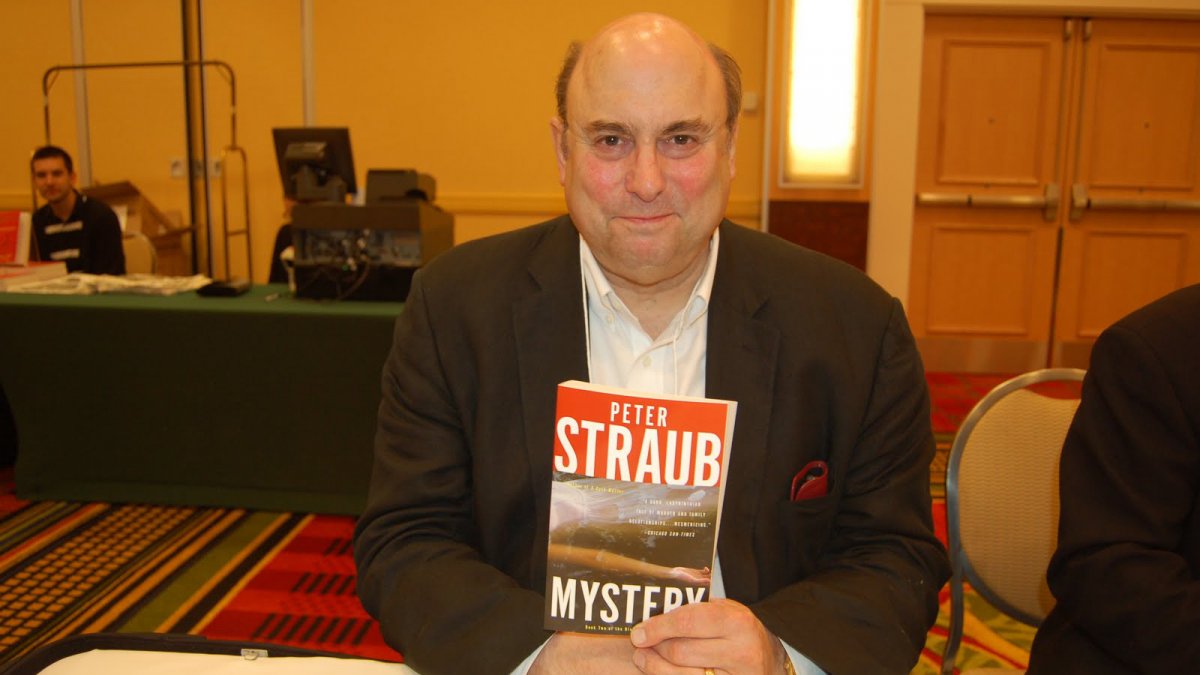 Peter Straub, co-autore de Il talismano con Stephen King, morto a 79 anni Peter Straub, co-autore de Il talismano con Stephen King, morto a 79 anni