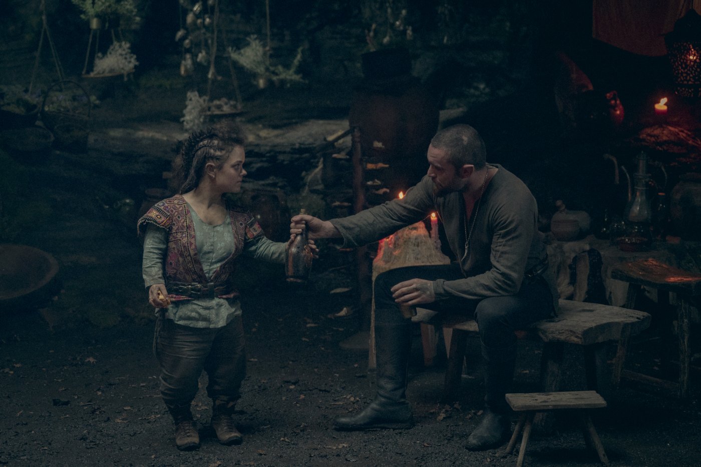 The Witcher: Blood Origin, la recensione: La storia del primo Witcher ...