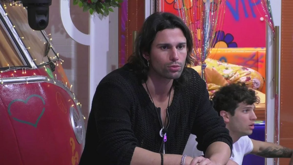 Grande Fratello Vip 7 Luca Onestini su Nikita Pelizon: "La mia pazienza ...