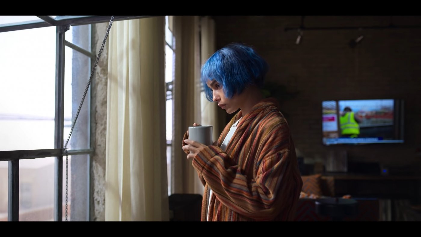 Kimi - Qualcuno in Ascolto, la recensione del film con Zoë Kravitz ...