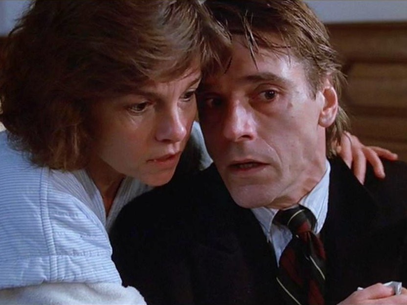 Inseparabili: doppio e ossessione nel capolavoro di David Cronenberg ...