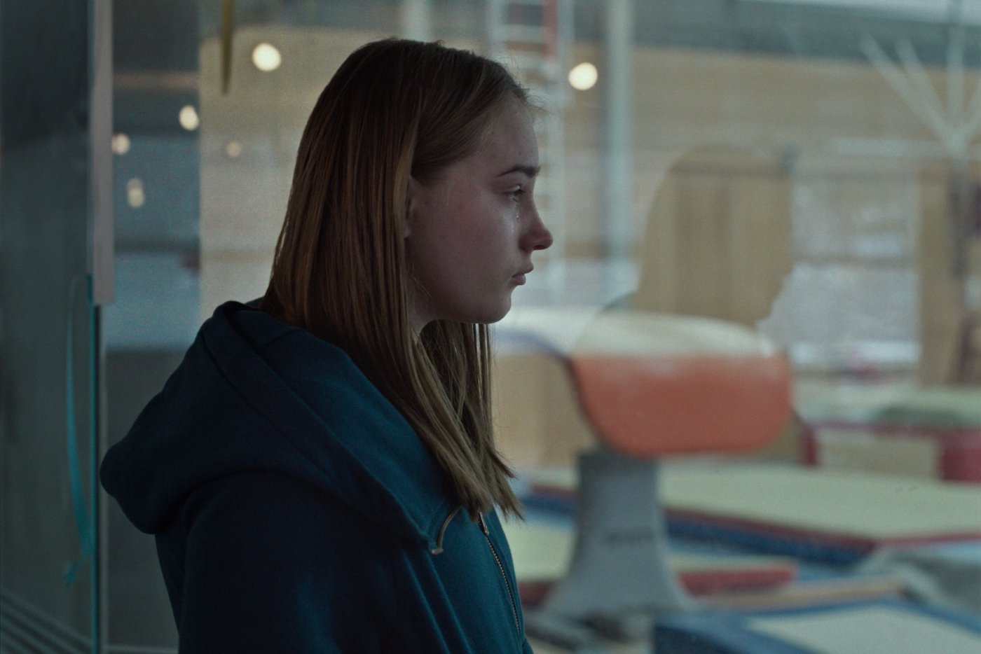 Olga, la recensione: una vita sospesa e lo sport come salvezza
