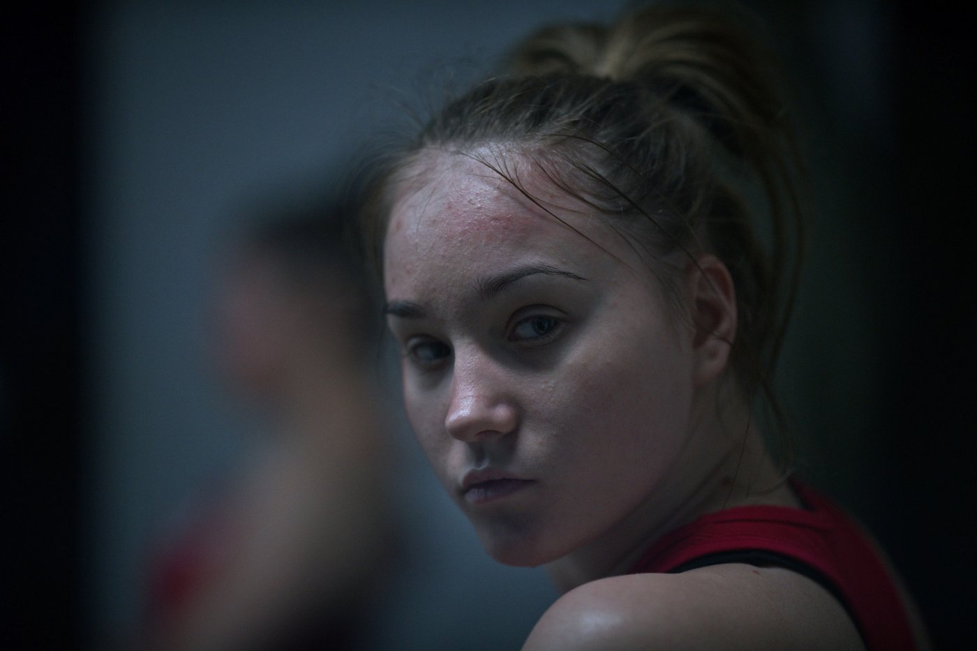 Olga, la recensione: una vita sospesa e lo sport come salvezza