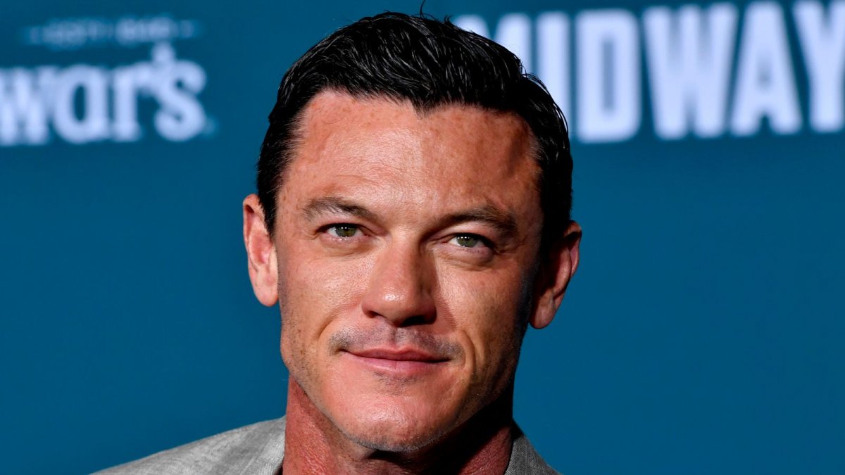 Our Son, Luke Evans: "Ho sempre cercato ruoli gay, ma non ho mai ...