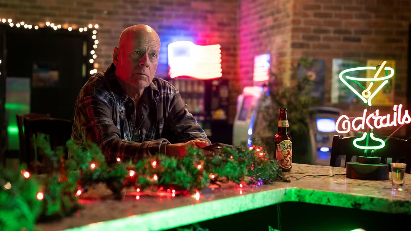 Detective Knight - Giorni di fuoco, la recensione: Bruce Willis in un ...