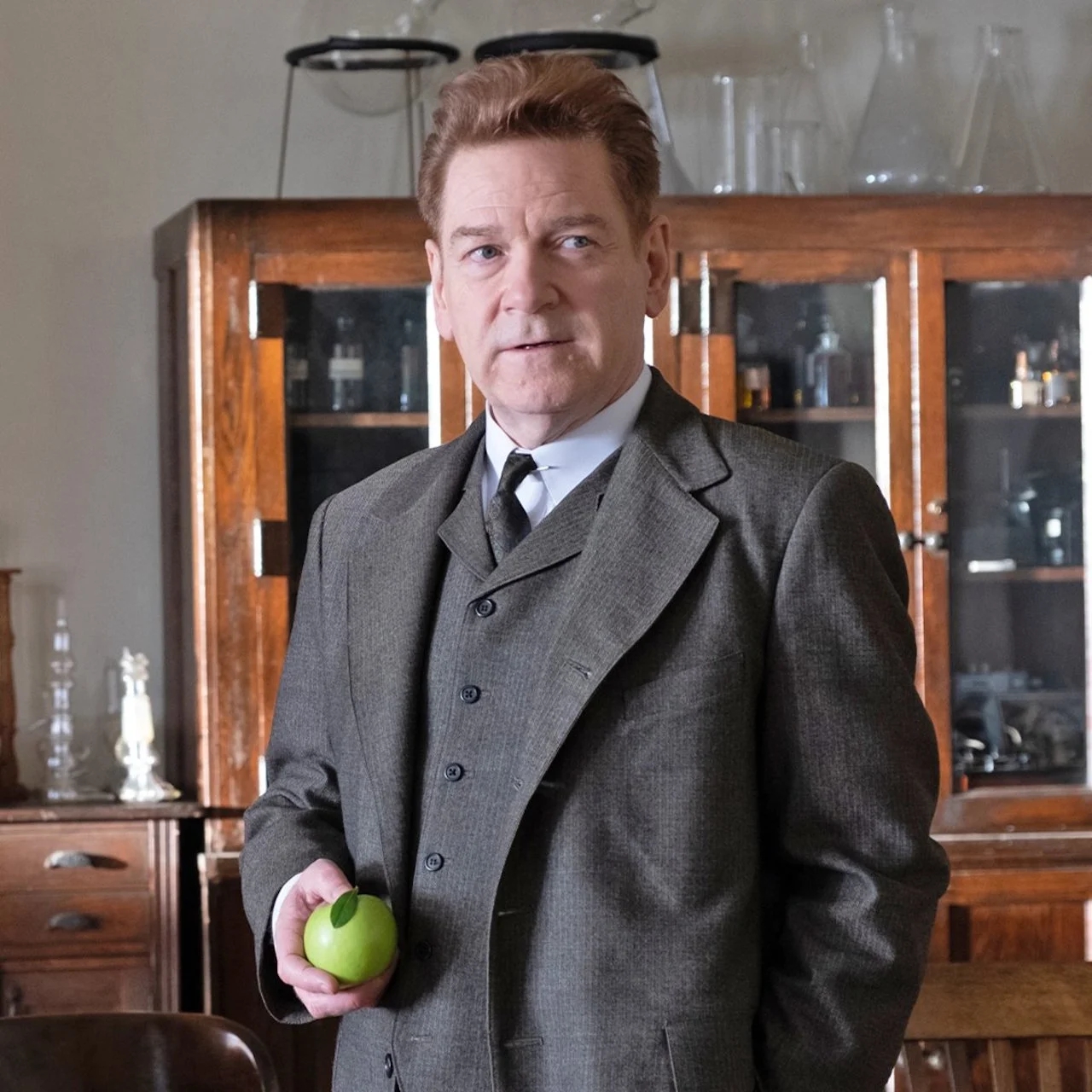 Buchi di Trama in Oppenheimer: i personaggi e le vicende non spiegate ...