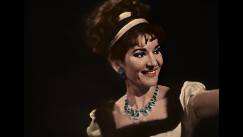 Callas - Parigi 1958, la recensione: Maria Callas, diva fuori dal tempo e dallo spazio ...