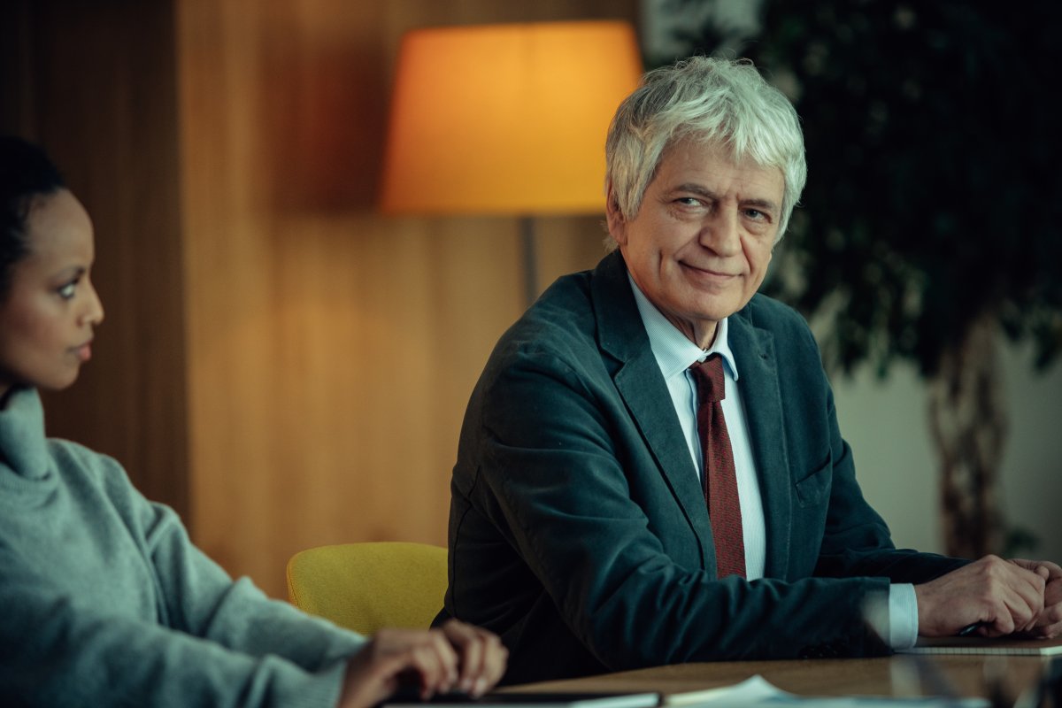 Monterossi 2, intervista a Fabrizio Bentivoglio e Carla Signoris ...