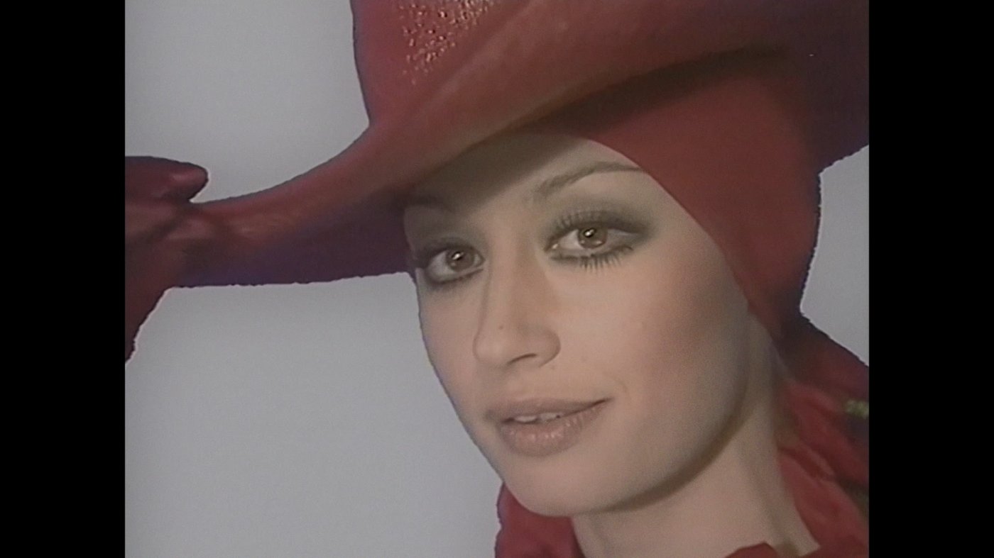 Raffaella Carrà: come nasce un’icona? - Movieplayer.it