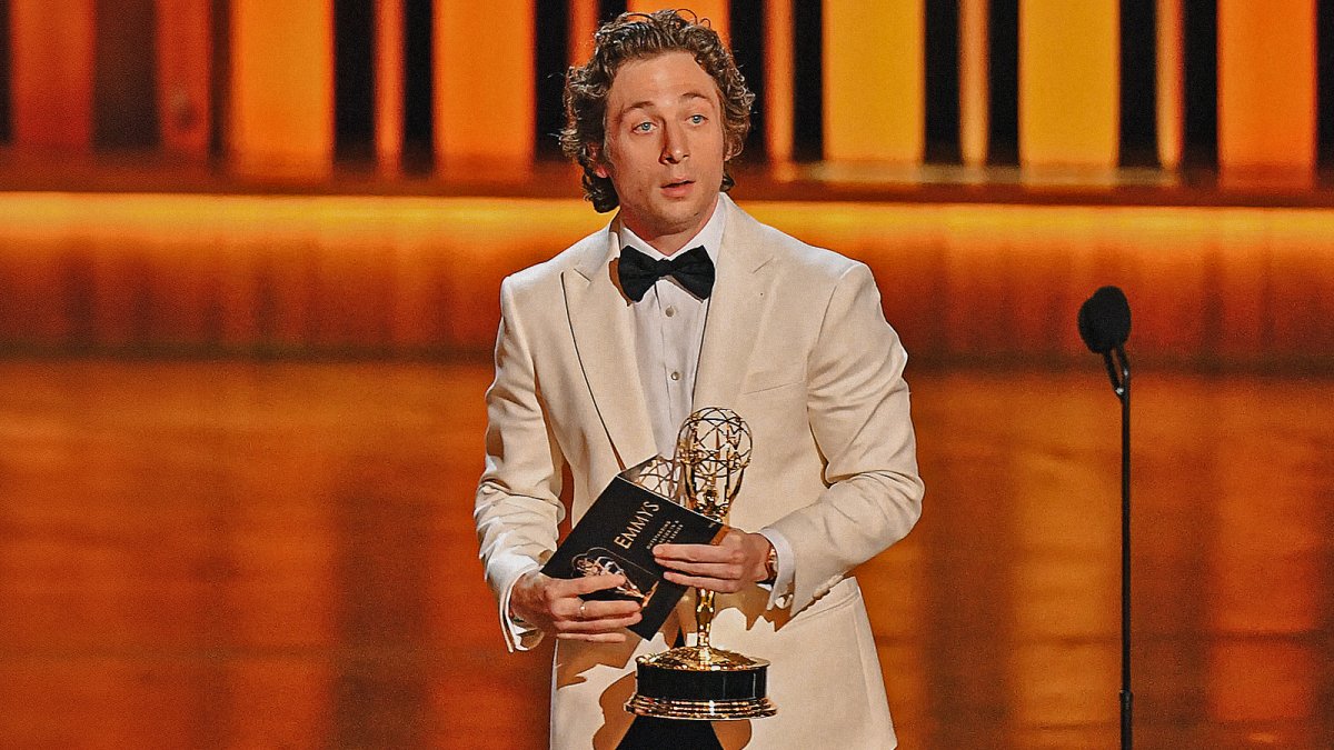 Emmy Awards: i vincitori. Succession, The Bear e Lo scontro trionfano ...