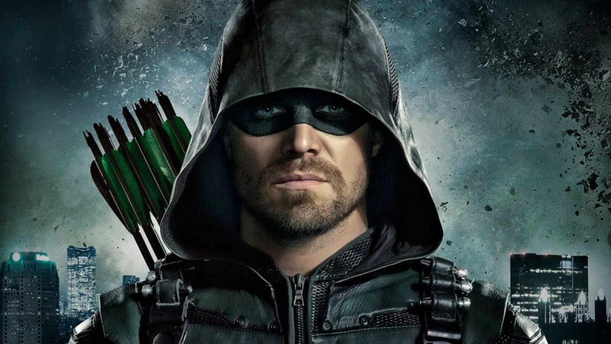 Stephen Amell tornerebbe nei panni di Arrow nel DCU di James Gunn ...