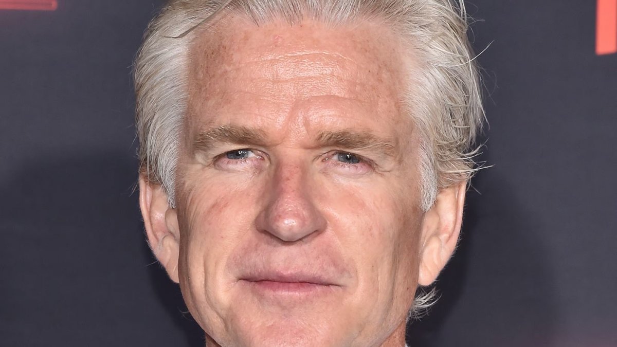Matthew Modine, Julianne Moore e Michael Douglas firmano una lettera ...