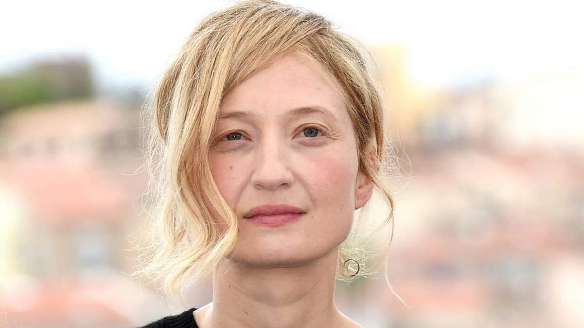 Alba Rohrwacher | Greta Gerwig e Jim Broadbent nel cast del nuovo film ...