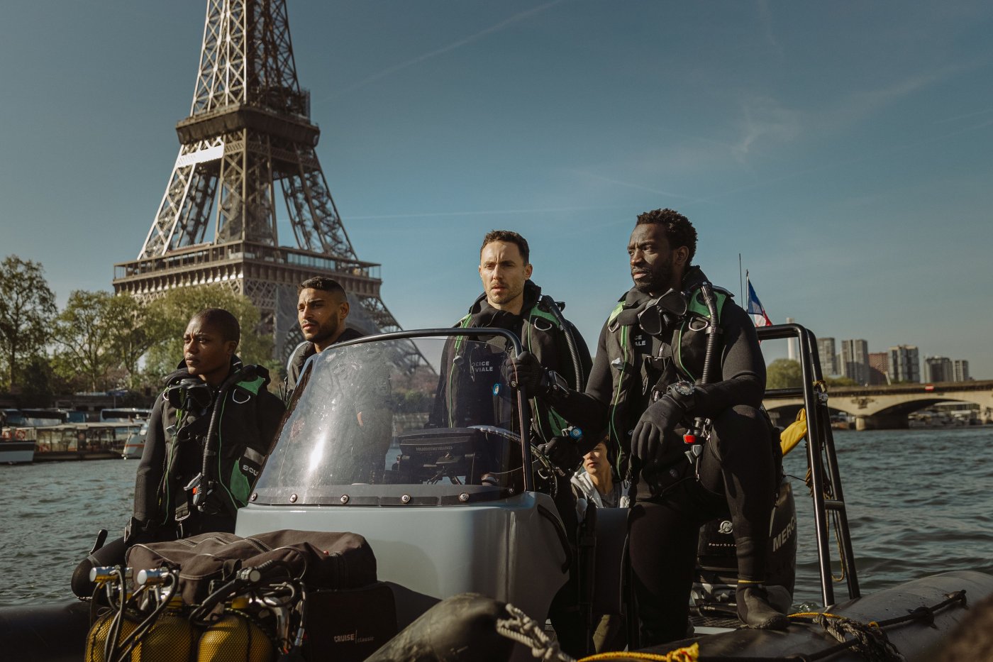 Under Paris, la recensione del film Netflix con Bérénice Bejo