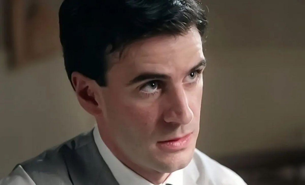 La Promessa anticipazioni 29 giugno: Cruz compie un gesto orribile, Abel scopre qualcosa su Manuel