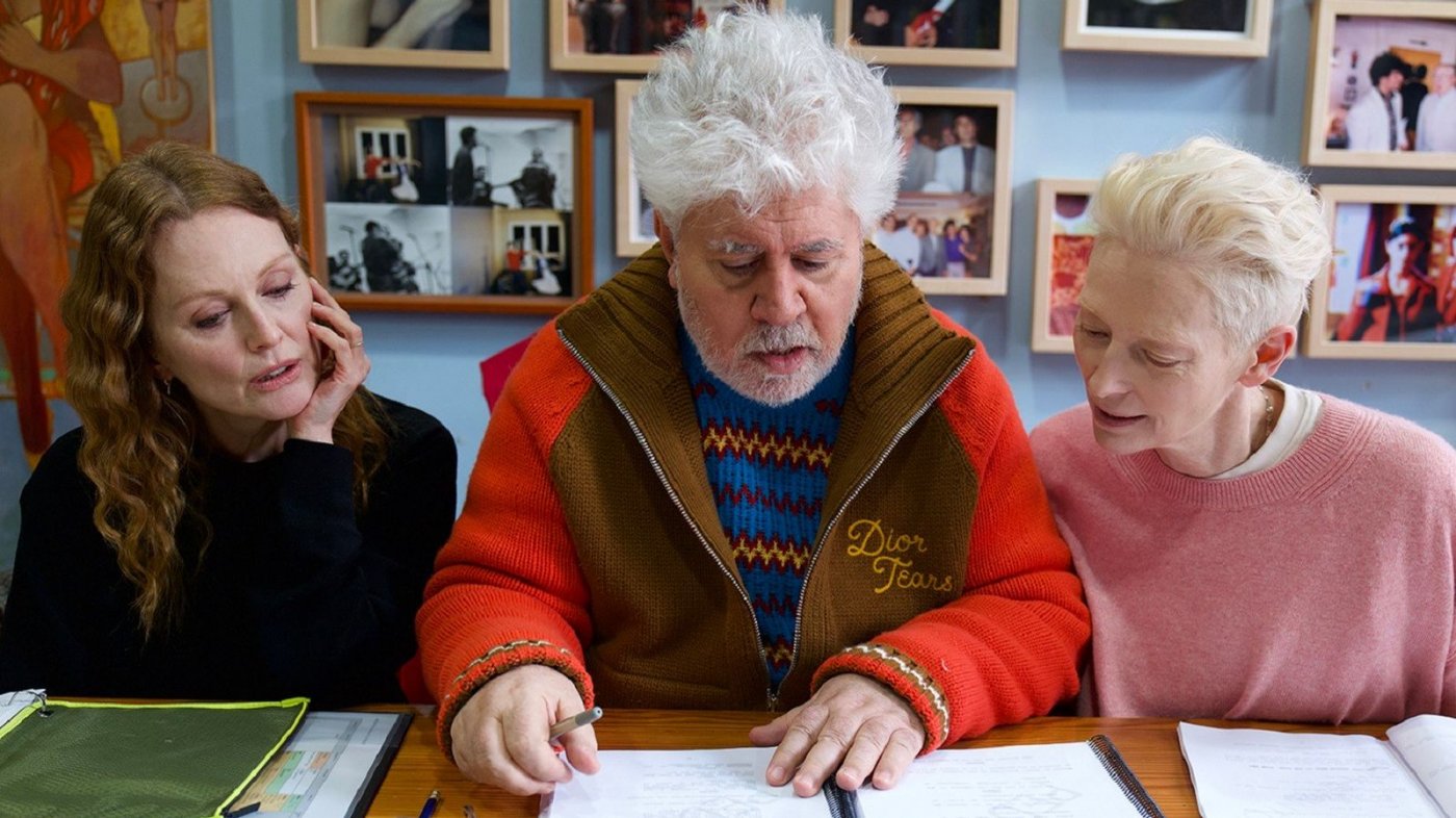 La stanza accanto: come Pedro Almodóvar ha riletto il senso di una fine ...