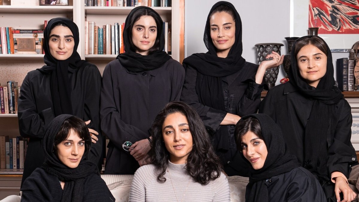 Leggere Lolita a Teheran, la recensione del film - Movieplayer.it