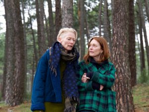 La stanza accanto: come Pedro Almodóvar ha riletto il senso di una fine ...